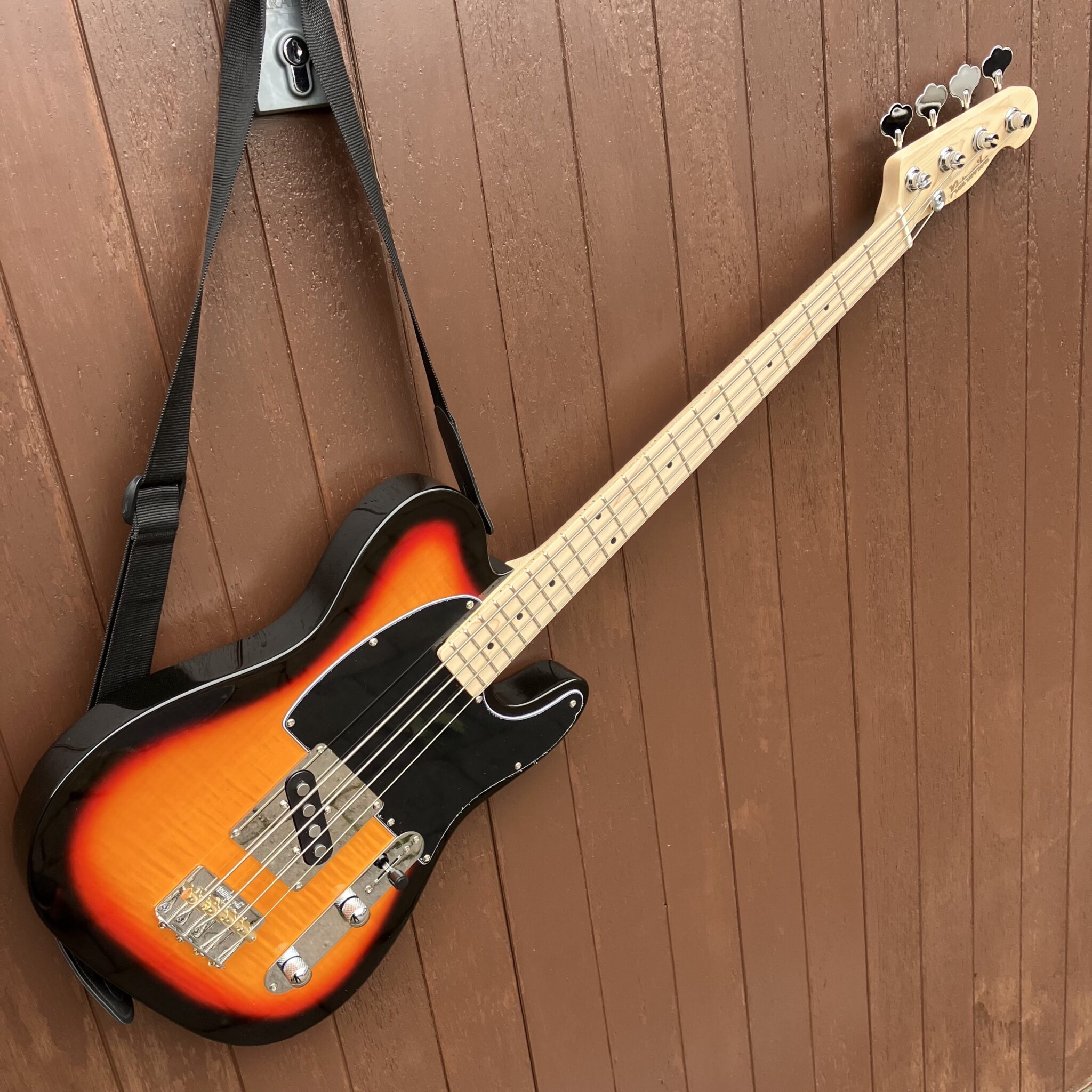 Retrovibe T30 Esquire Telecaster Bass 30.6″ short scale – Retrovibe
