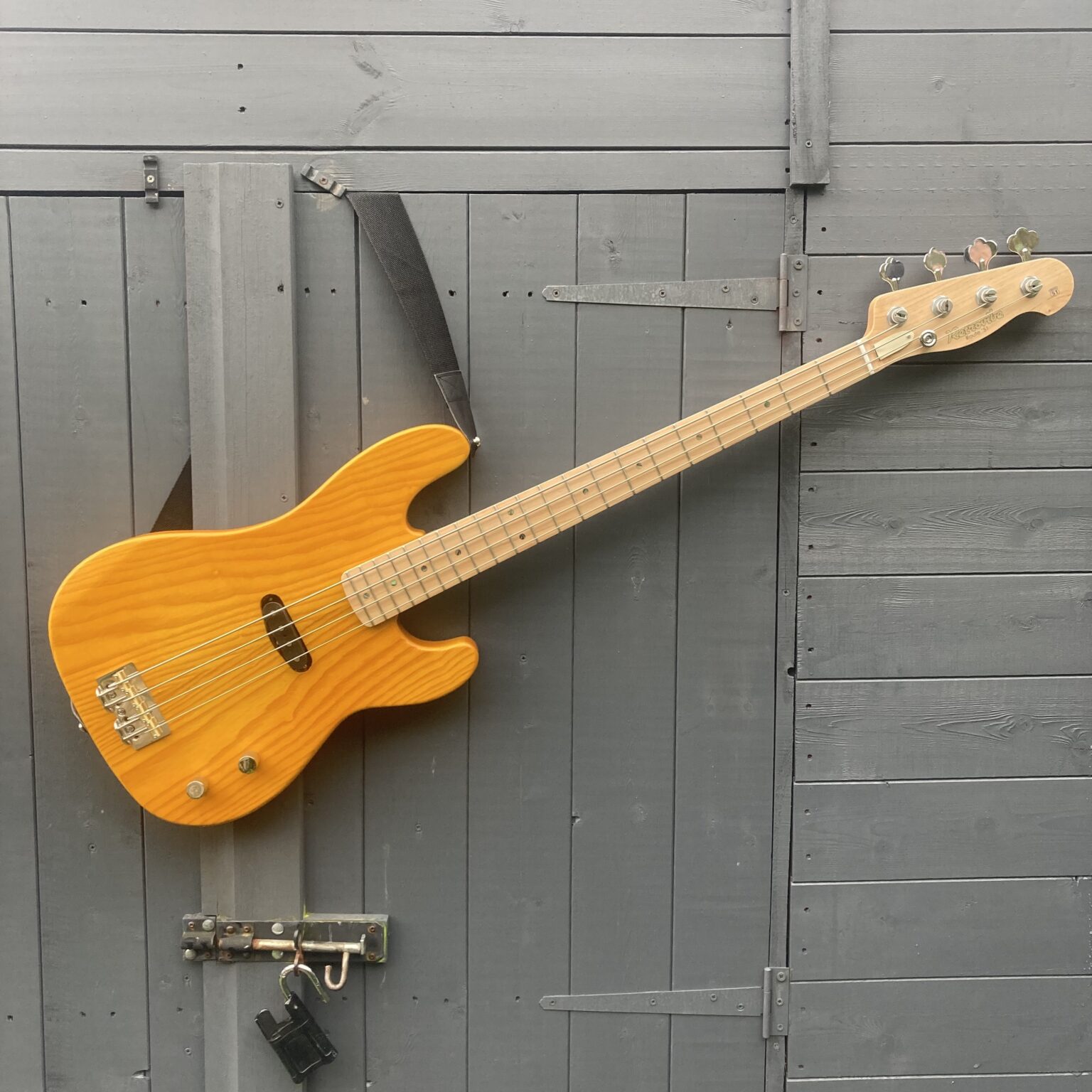 Retrovibe Route’51 Slab Precision Bass 32″ medium scale Amber – one off ...