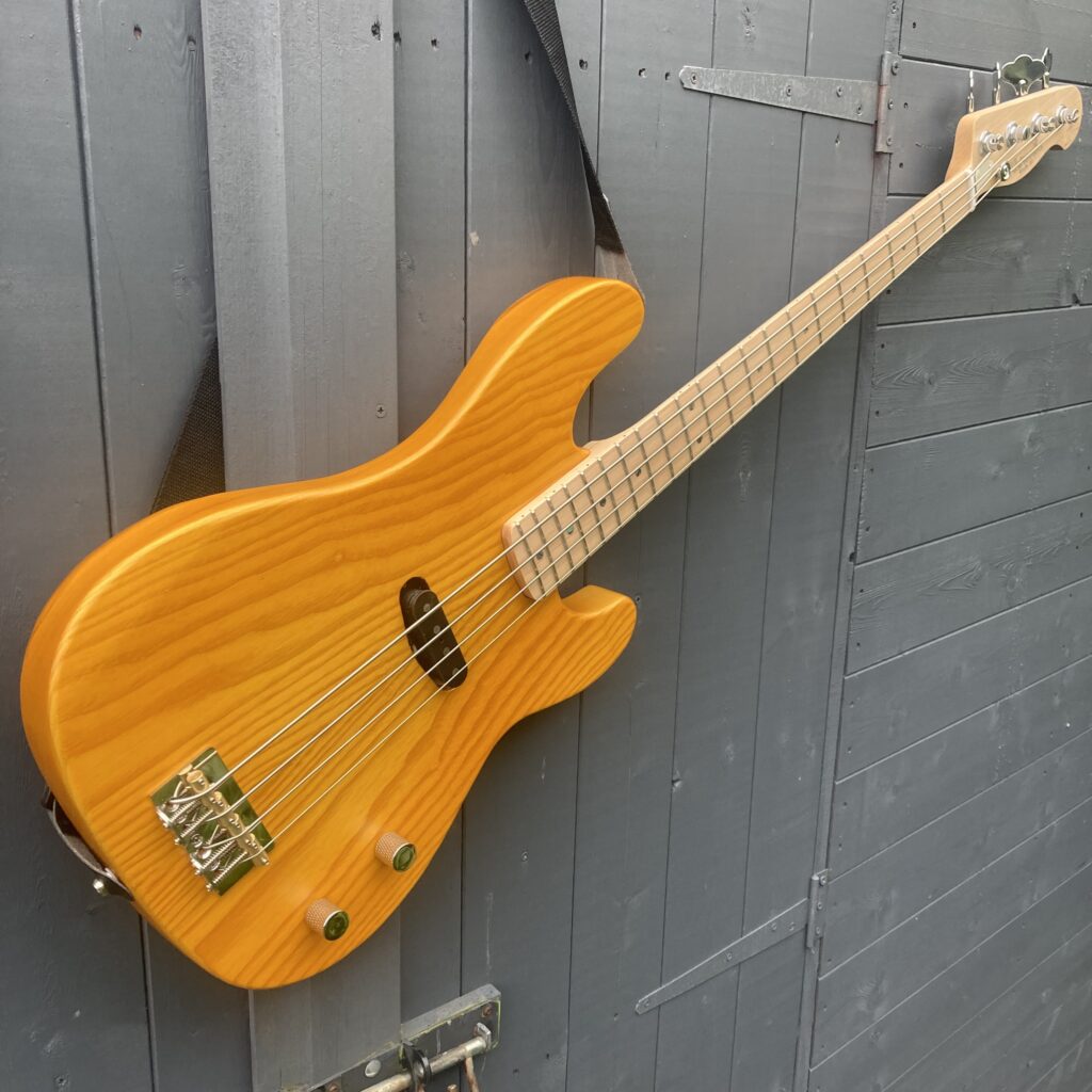 Retrovibe Route’51 Slab Precision Bass 32″ medium scale Amber – one off ...
